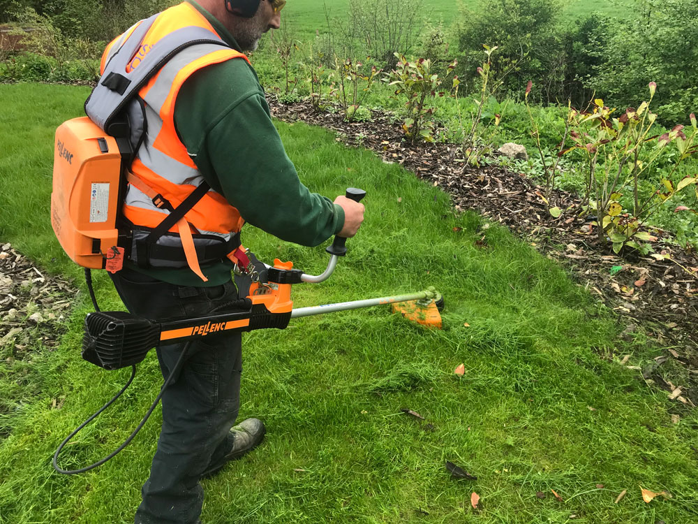 Places for People embrace Pellenc battery power - Etesia UK